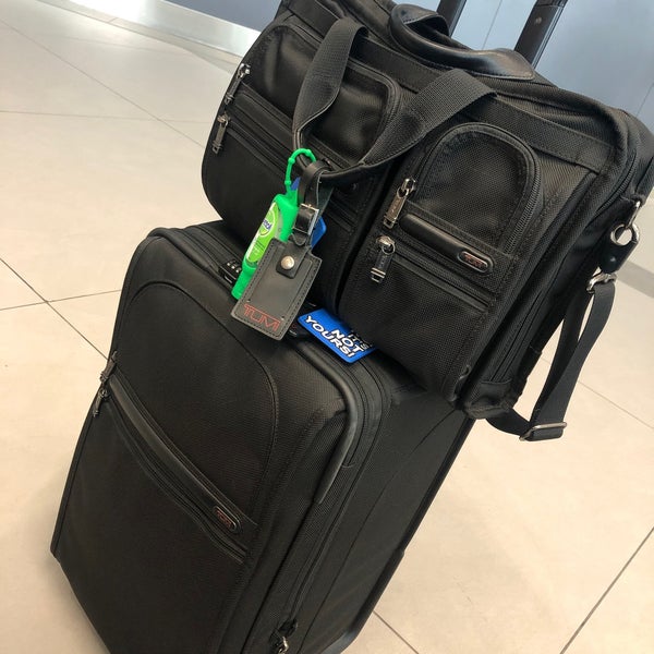 Gate B1 - Airport Gate