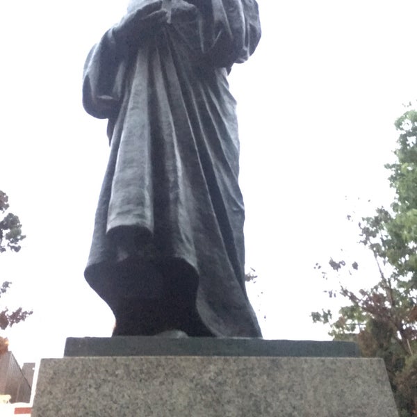 Dante Alighieri Statue - Columbia Heights - 1 tip