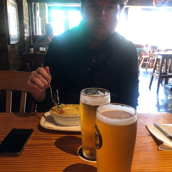 E.J. Kings - 15 tips from 411 visitors