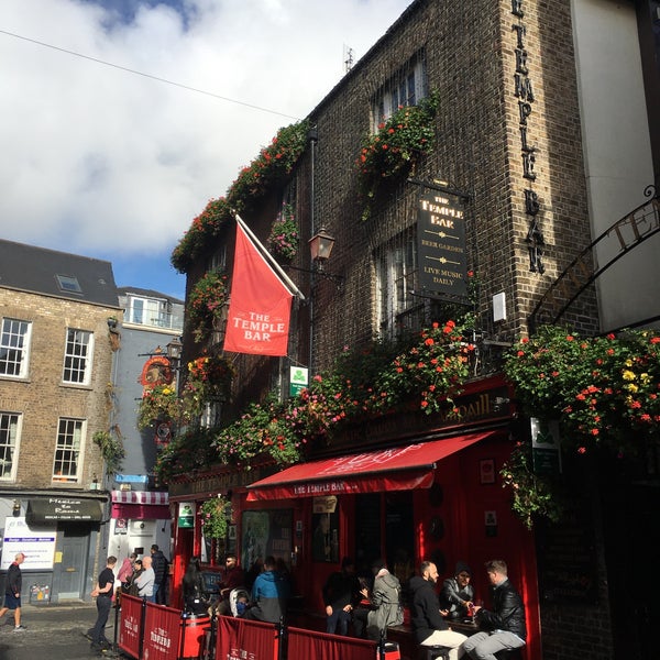 Temple Bar - Neighborhood in Dublin