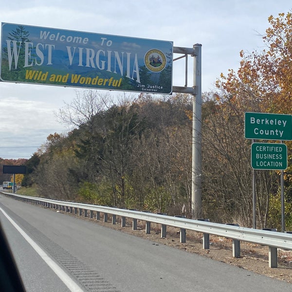 Photos at Maryland / West Virginia State Border - Interstate 81