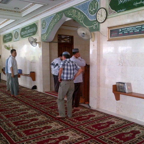 Masjid Raudhatul Jannah - Pondok Aren, Banten