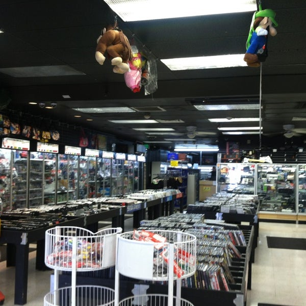 Gameworld (Now Closed) - Video Games Store