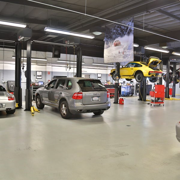 The Auto Gallery Porsche - 2 tips