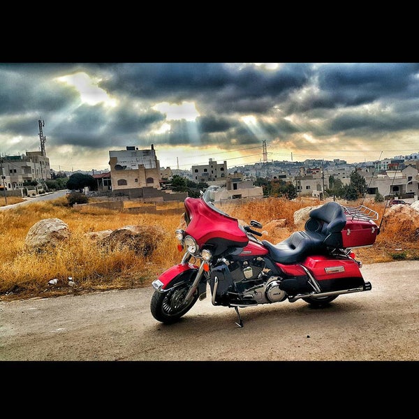 مركز الملك عبدالله الثاني للتصميم و التطوير - KADDB - Government Building