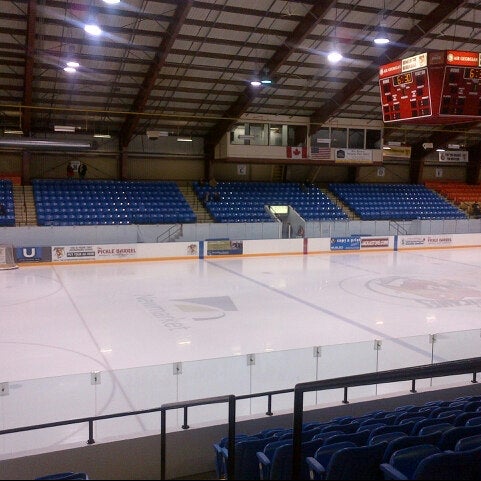 Ray Twinney Arena - 100 Eagle St. West