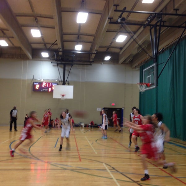 Photos at Complexe William-Hingston (CSDM) - Villeray-Saint-Michel-Parc ...