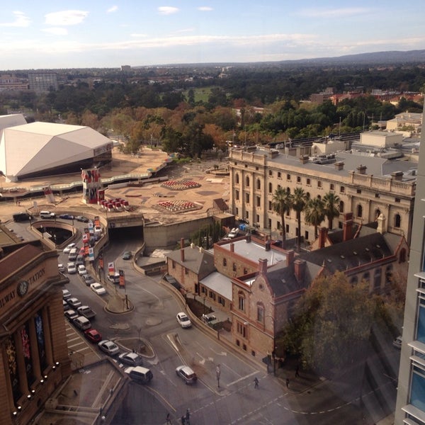 Roma Mitchell House - 1 tip