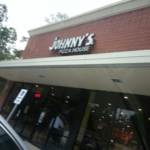 Johnnys Pizza House (Now Closed) - Pizzeria in Kingwood