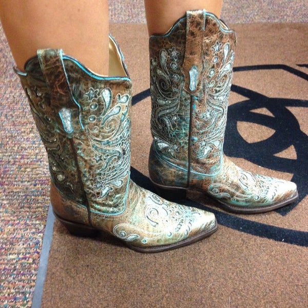 Lebo's Western Wear - Clothing Store