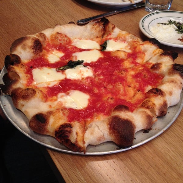 Pizzeria Delfina - Pizza Place in Downtown Burlingame