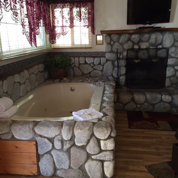 Sleepy Forest Cottages - 5 tips from 136 visitors