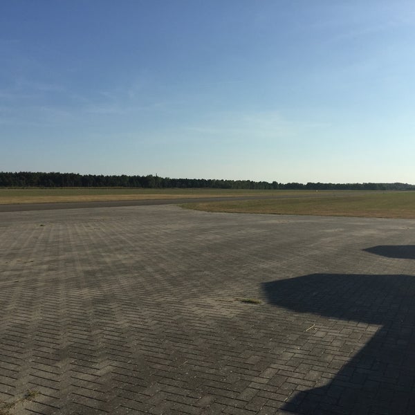 Kempen Airport (EHBD) - Airport in Budel