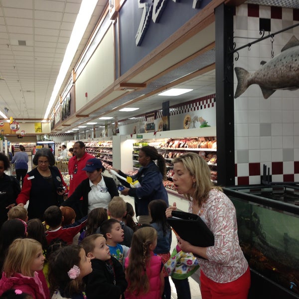 Photos at Fort Belvoir Commissary - 6020 Gorgas Rd Bldg 2302