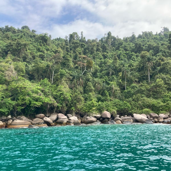 Lagoa Azul - Beach in Paraty
