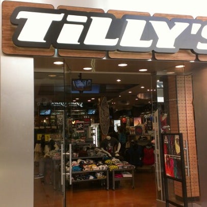 Tilly's - Clothing Store in Tacoma