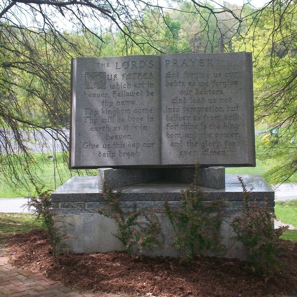 West Virginia Memorial Gardens - Calvin, WV