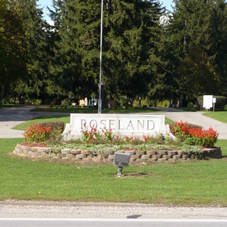 Roseland Memorial Gardens - Cemetery