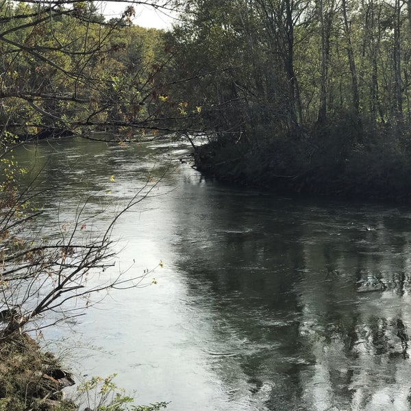 Buford Dam - Lower Pool Park - Trail