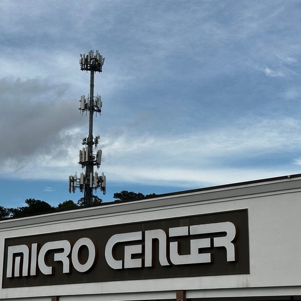 Microcenter Logo