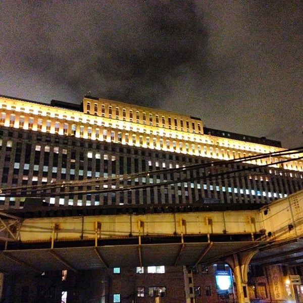 CTA - Merchandise Mart - River North - Chicago, IL