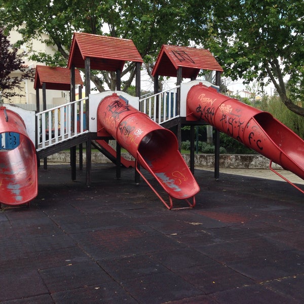 Parque Urbano de Via Rara - Viarara