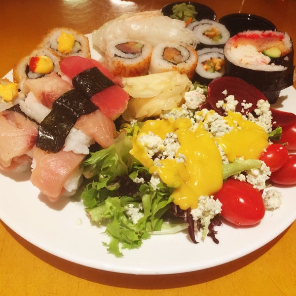 Assembly Line Buffet - 12 tips