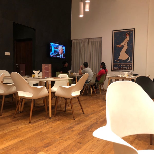 Ocean Edge Suites & Hotel Colombo