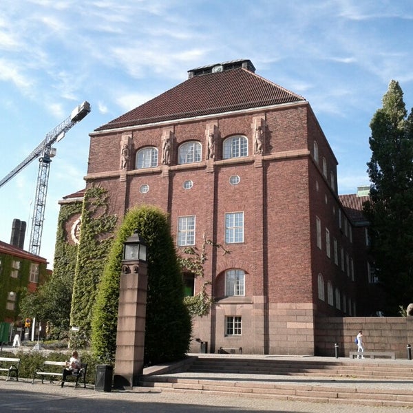 KTH E Building (E-huset) - College Engineering Building in Tekniska ...