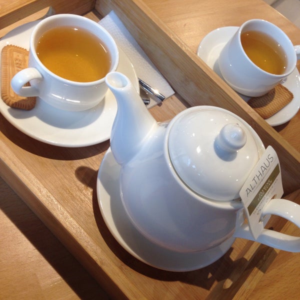 WHSmith Cafe & Book Store