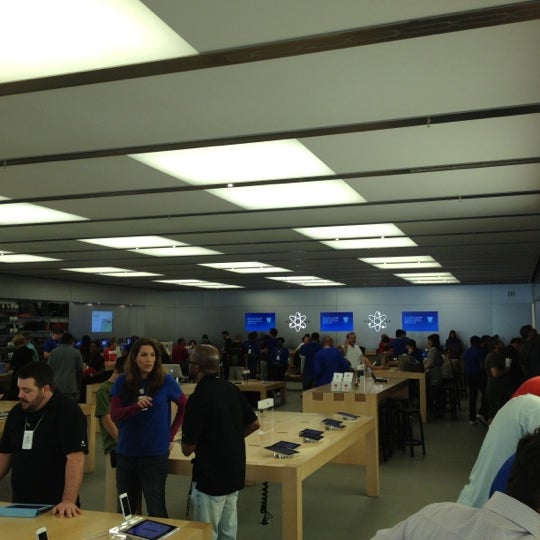 Photos at Apple Lenox Square - Electronics Store in Atlanta