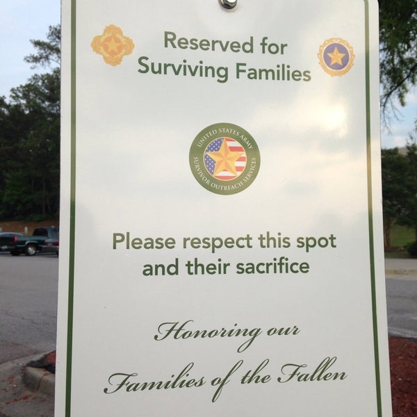 Photos at Fort Jackson Commissary - Southeastern Columbia - 7 tips