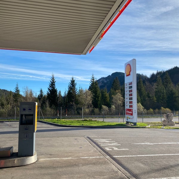 Shell - Fuel Station in Vils
