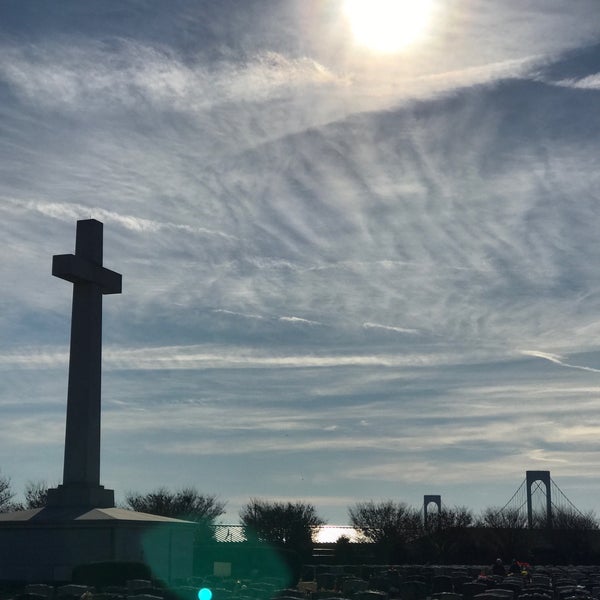 Photos at St. Raymond's Cemetery - Cemetery in Throgs Neck