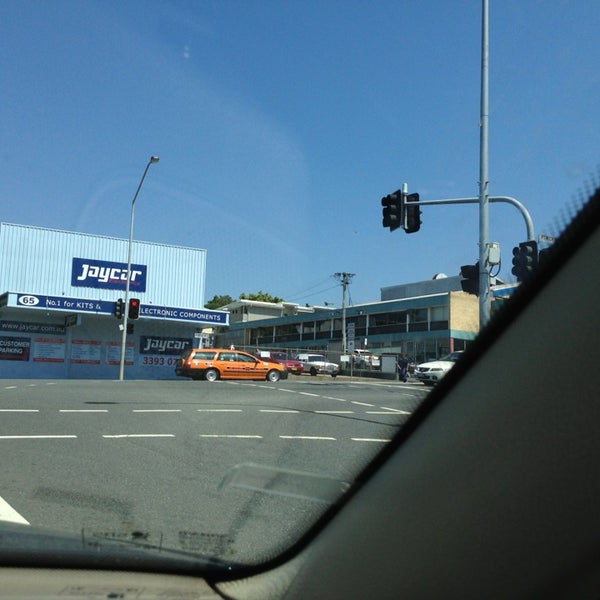 Jaycar Electronics - 3 tips from 125 visitors