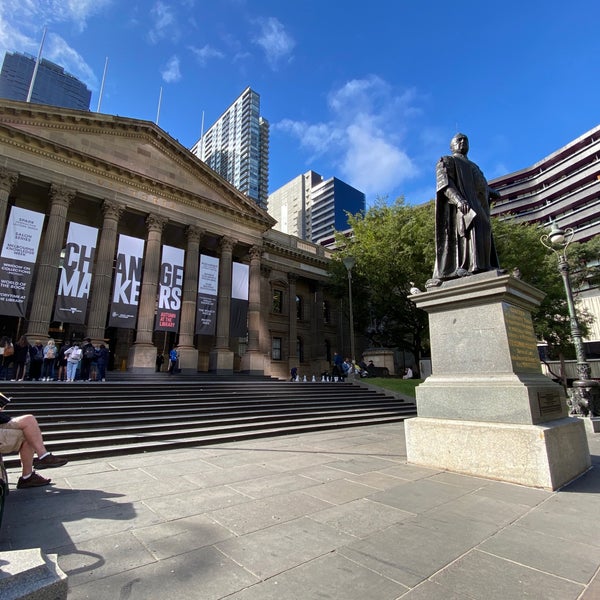 State Library Lawn - Melbourne CBD - Melbourne, VIC