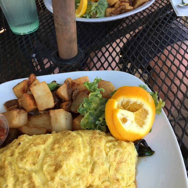 Photos at Del Monte Cafe - 14 tips