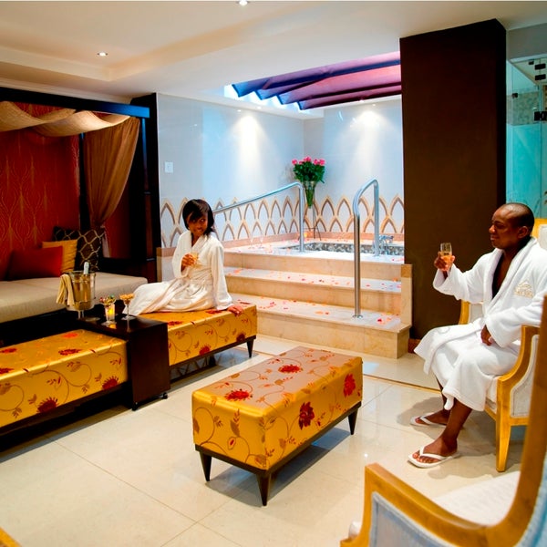 The Pyramid Venue, Day Spa & Beauty School - 1 tip from 11 visitors