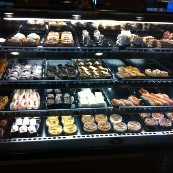 Ricky Bakery - Miami, FL