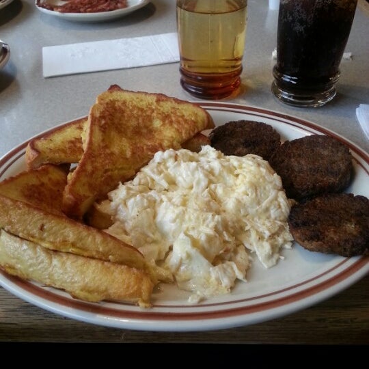 Marquee Restaurant - Diner in Broadview