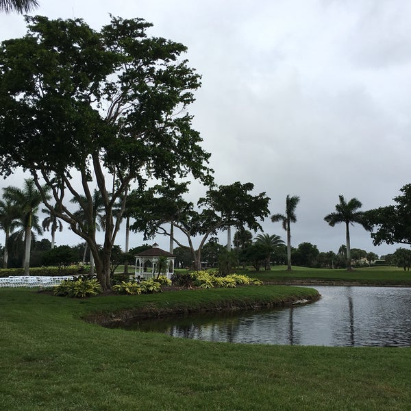 Jacaranda Country Club - Golf Course in Jacaranda