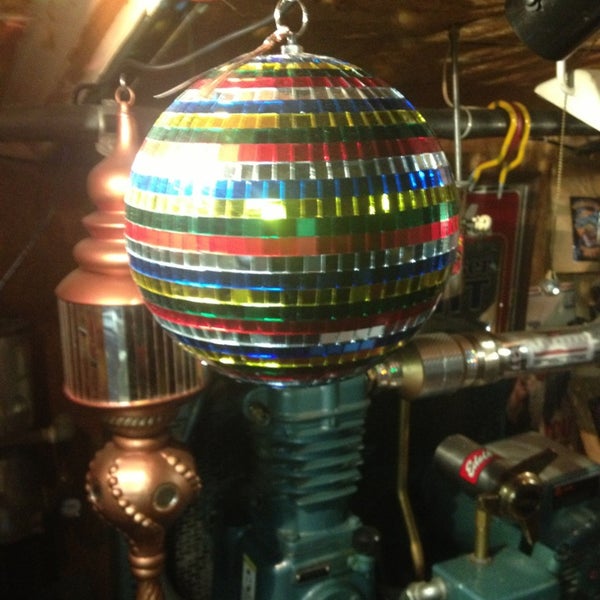 Red Racks Thrift Stores - 2855 S Kansas Expy