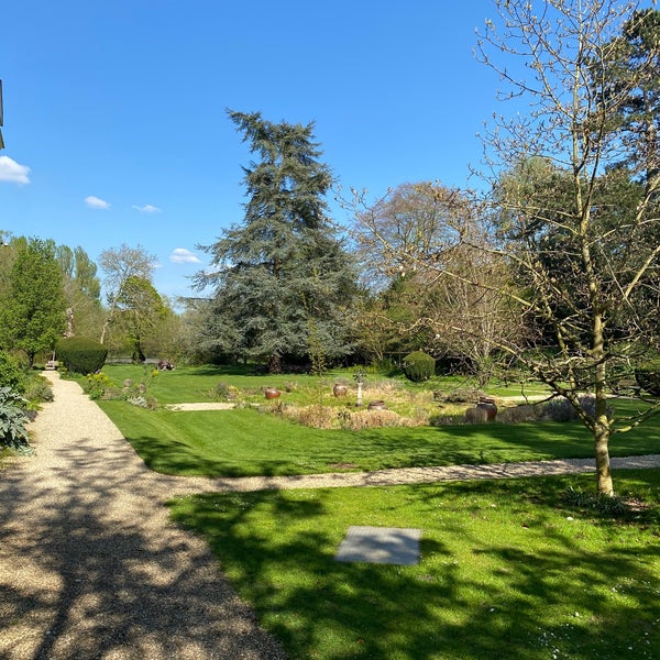 Lady Margaret Hall - North - Norham Gardens