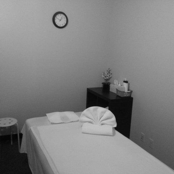 Evergreen Spa - Spa in Kirkland