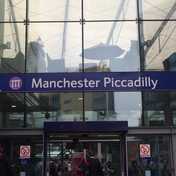 Manchester Piccadilly Railway Station (MAN) - City Centre - Manchester ...
