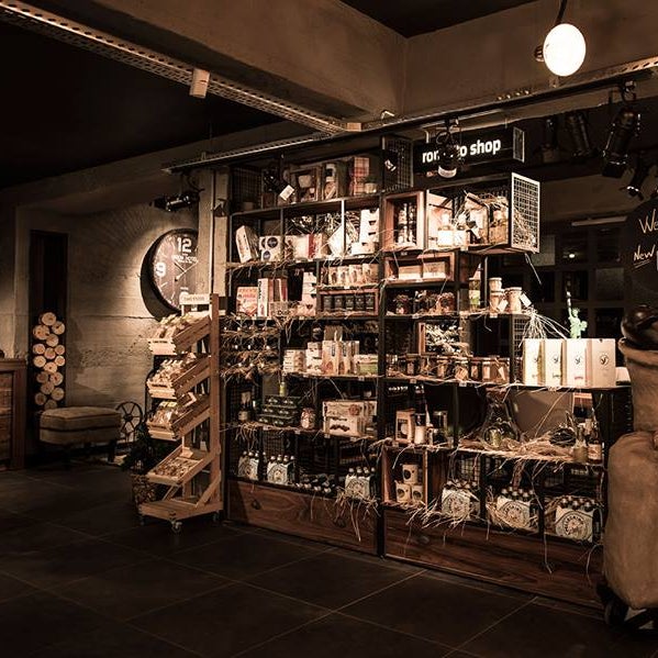 Romano Kitchen - Kafe