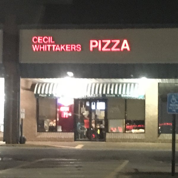 Cecil Whittaker's Pizzeria - 4 tips
