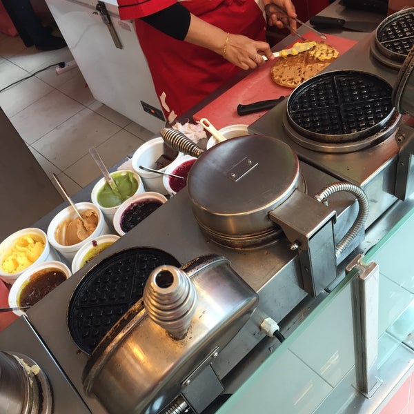 Photos at Leomag Waffle - Food Truck