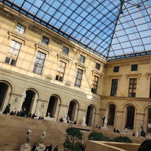 Pavillon Richelieu - Art Museum in Paris