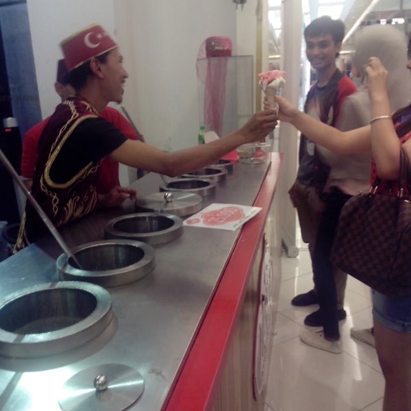 Zahra Turkish Ice Cream - 2 tips from 27 visitors